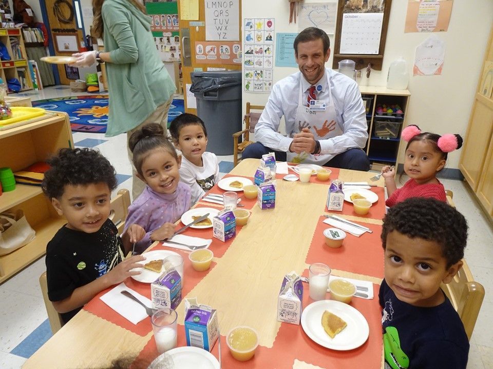 Geisinger Employees Prepare Breakfast for Head Start Children - Luzerne ...